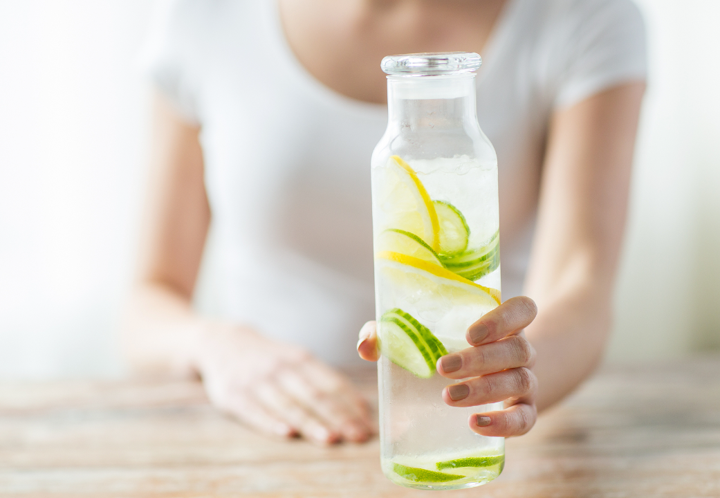 Detox - 10 bebidas naturales para reducir la grasa del vientre - Trucos ...